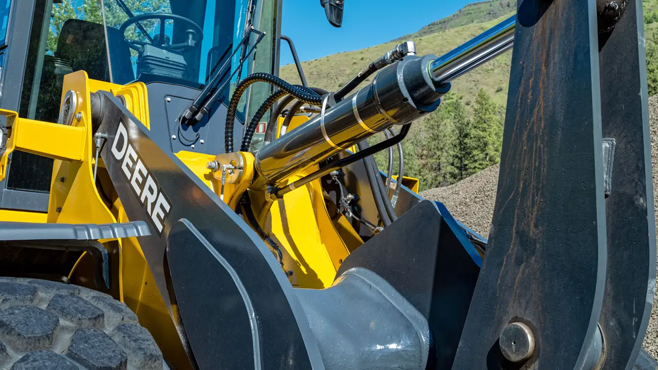 John Deere 350 Excavator: Features, Specs, and Versatility